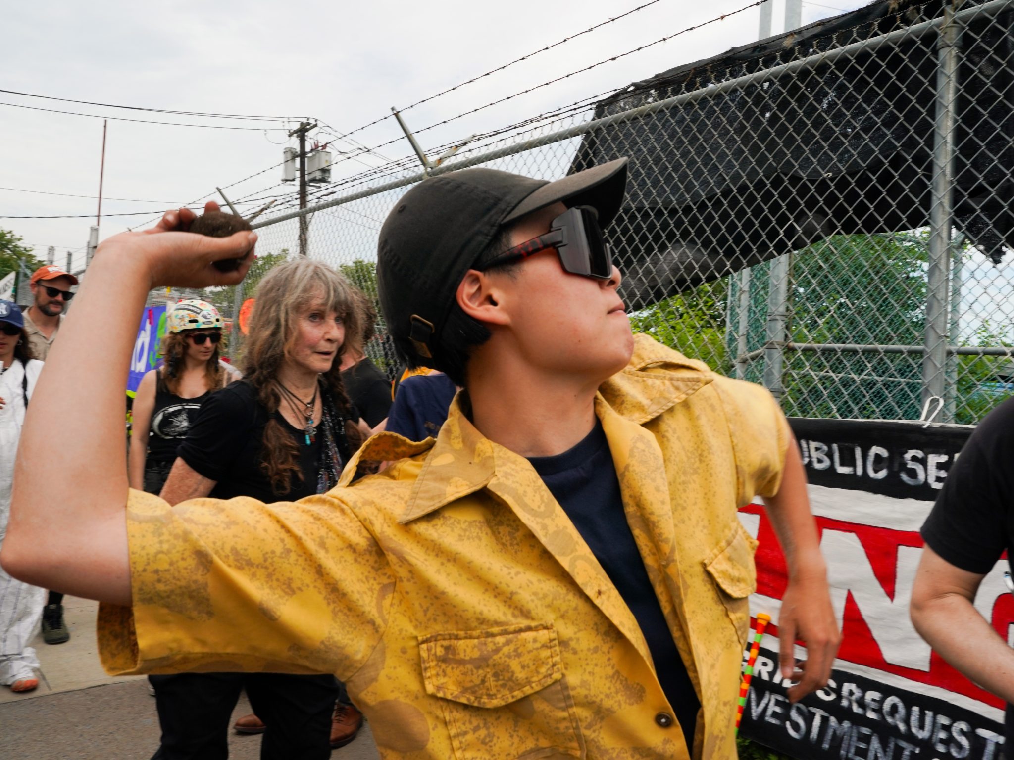 In “People’s Hearing,” Greenpointers Make the Case Against National Grid’s Long-Term Plan ...